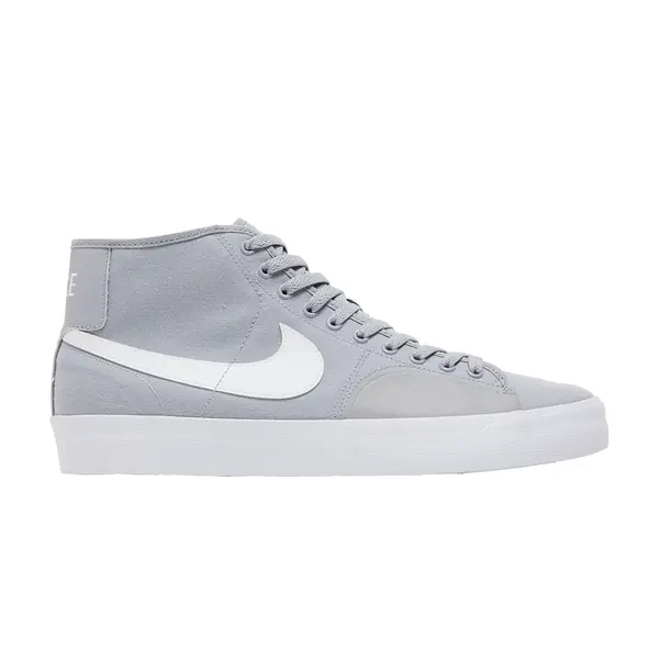 Nike Blazer Court Mid Sb Sneakers