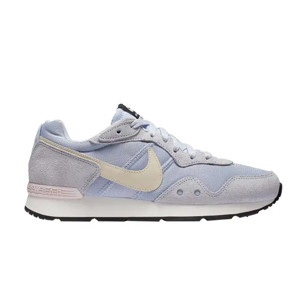 Nike Venture Runner Sneakers - Grey