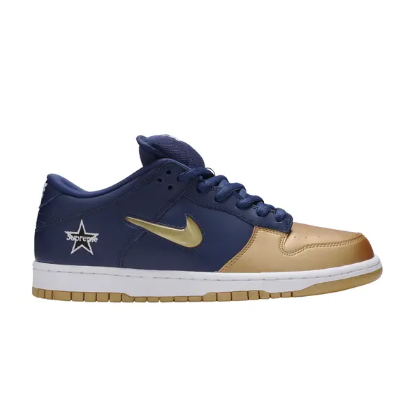 Nike Supreme X Dunk Low Qs Sneakers
