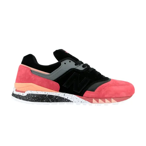 NEW BALANCE Sneaker Freaker X 99 'tassie Tiger' Sneakers - Black