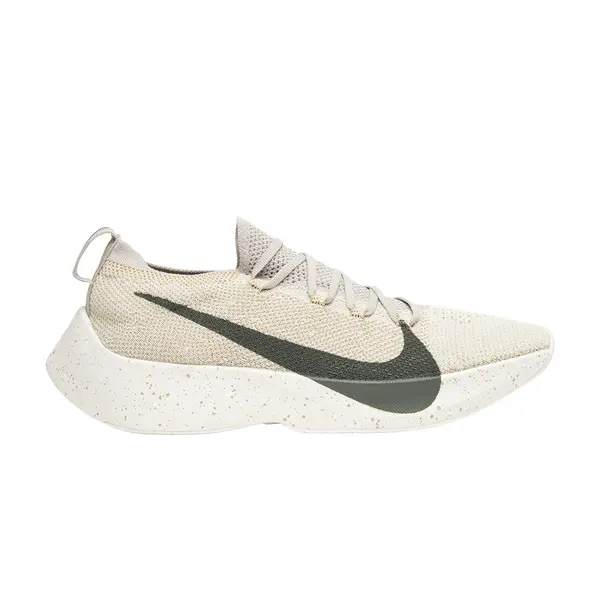 Nike Vapor Street Flyknit Sneakers - Tan
