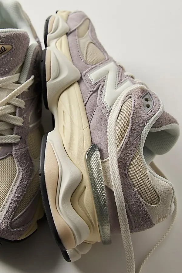 NEW BALANCE 9060 Sneakers - Grey