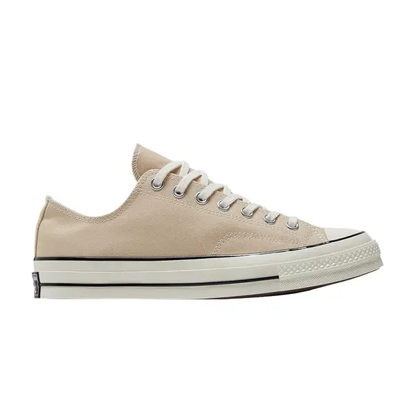 CONVERSE Chuck 70 Low Top Sneaker - Tan