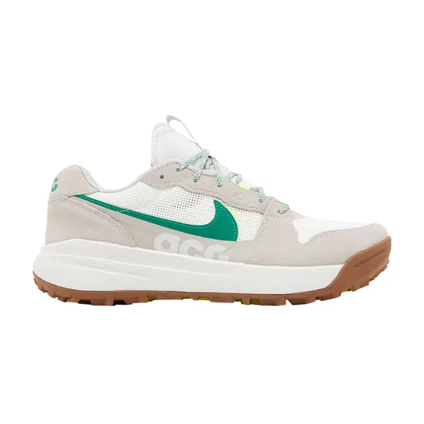 Nike Lowcate