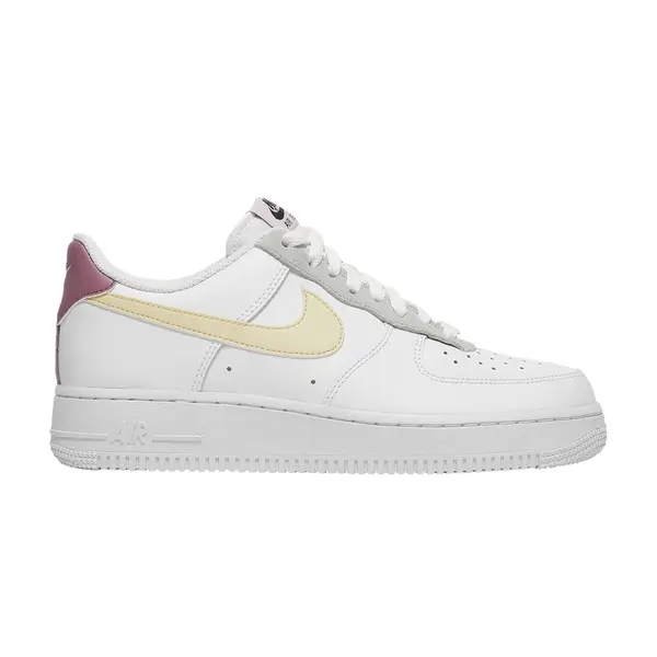 Nike Air Force 1 '07 Essential Sneakers