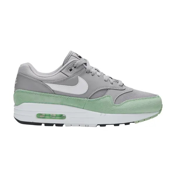 Nike Air Max 1 Sneakers