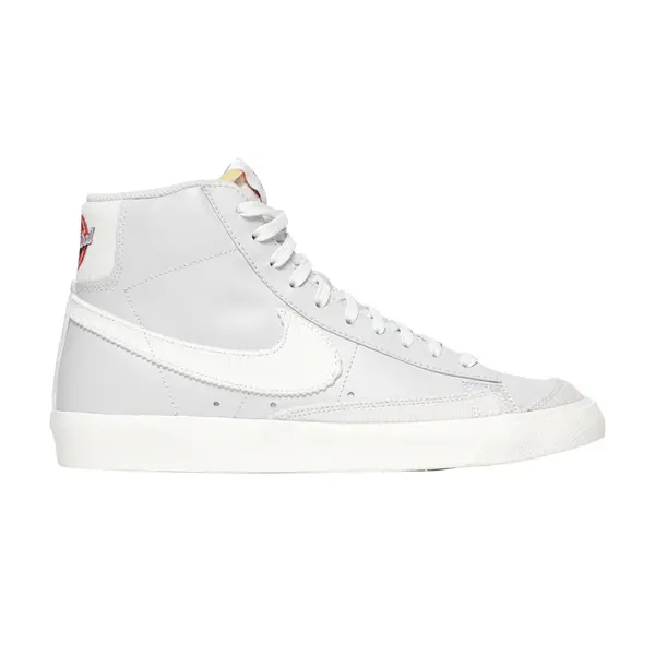 Nike Blazer Mid '77 Emb Sneakers