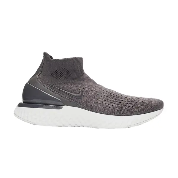 Nike Rise React Flyknit Sneakers - Grey