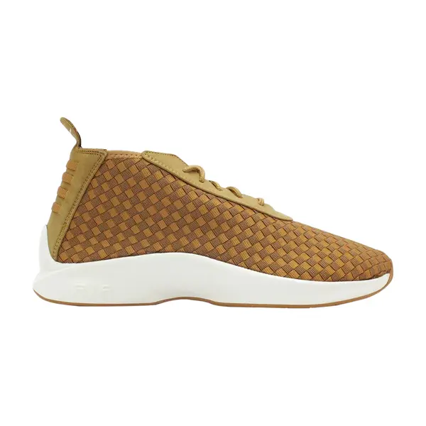 Nike Woven Boot
