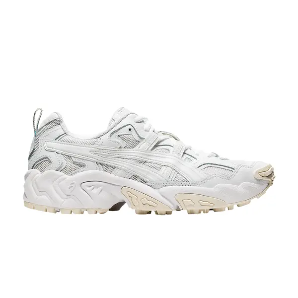 Asics Gel Nandi Og Sneakers - White