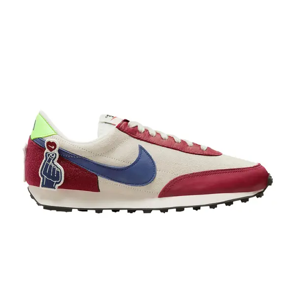 Nike Daybreak Sneakers - Cream