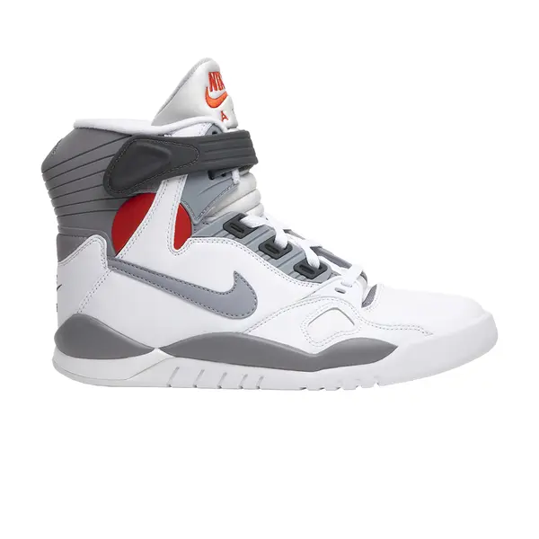 Nike Pressure Sneakers