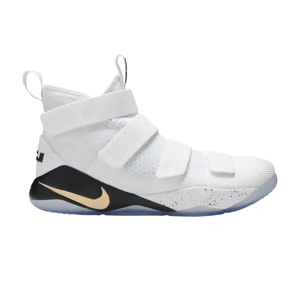 Nike Lebron Soldier