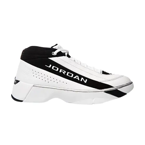 JORDAN Team Showcase Sneakers - White