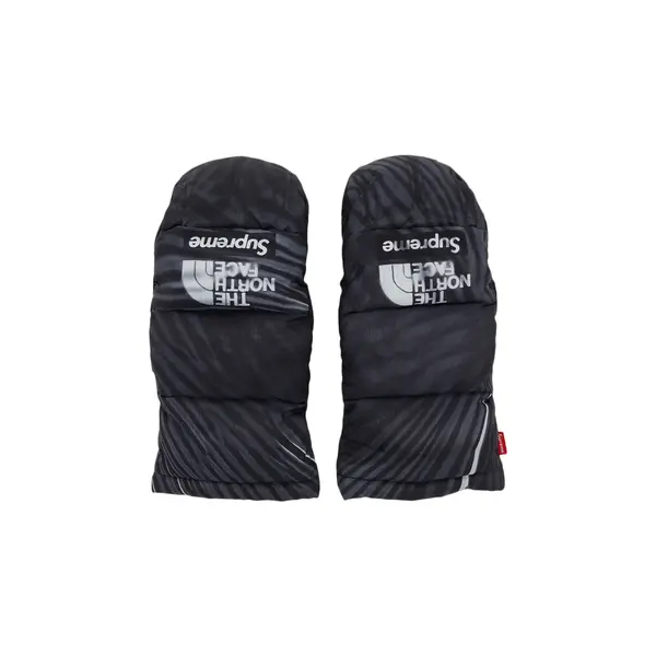 Supreme X The North Face Printed Montana Mitt - Black