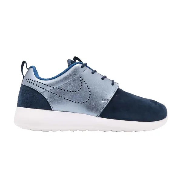 Nike Roshe One Prm Suede Sneakers