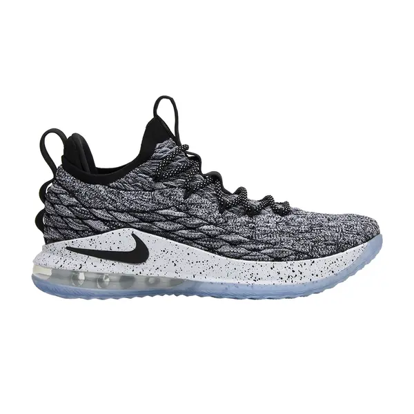 Nike Lebron 15 Low 'ashes' Sneaker - Black