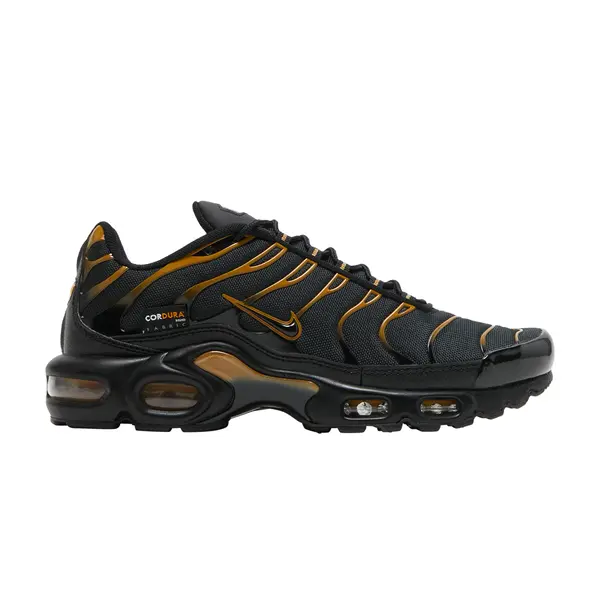 Nike Air Max Plus Sneakers Black Editorialist