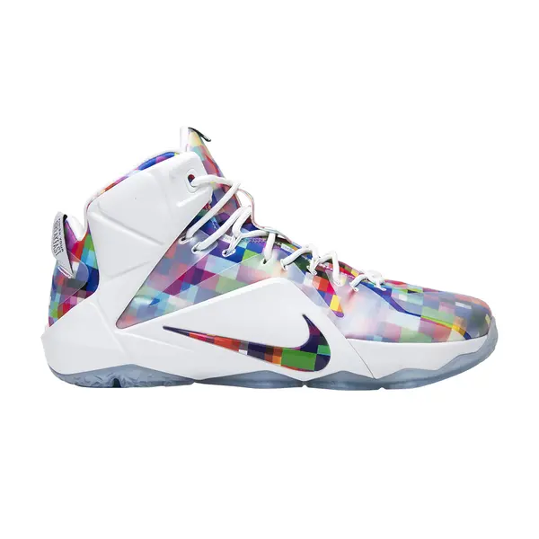 Nike Lebron Ext 'prism' Sneakers - White