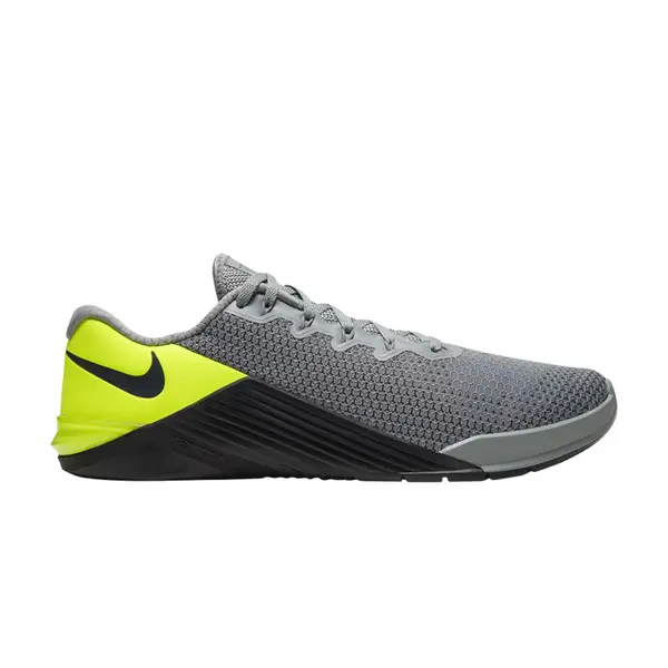 Nike Metcon 5 Particle Volt Sneakers - Grey