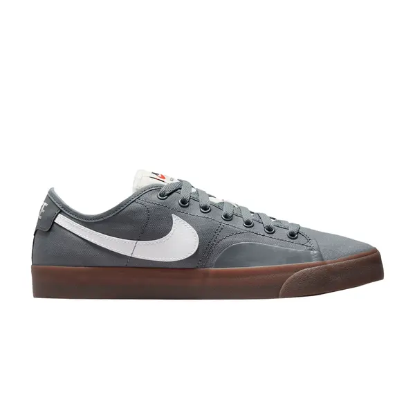Nike Blazer Court Sb Sneakers
