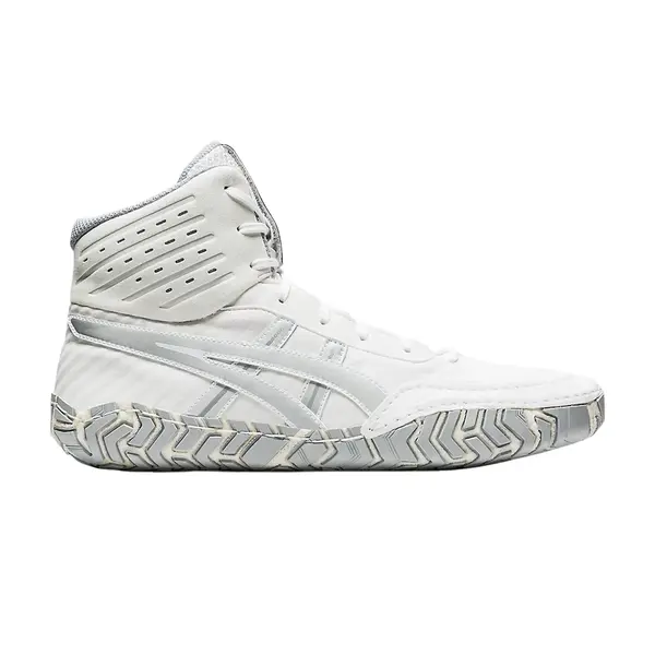 Asics Aggressor Sneakers
