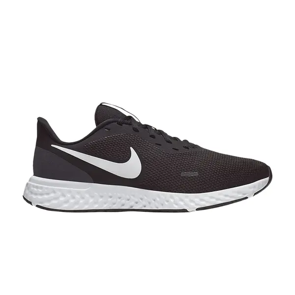 Nike Revolution 5 Extra Wide