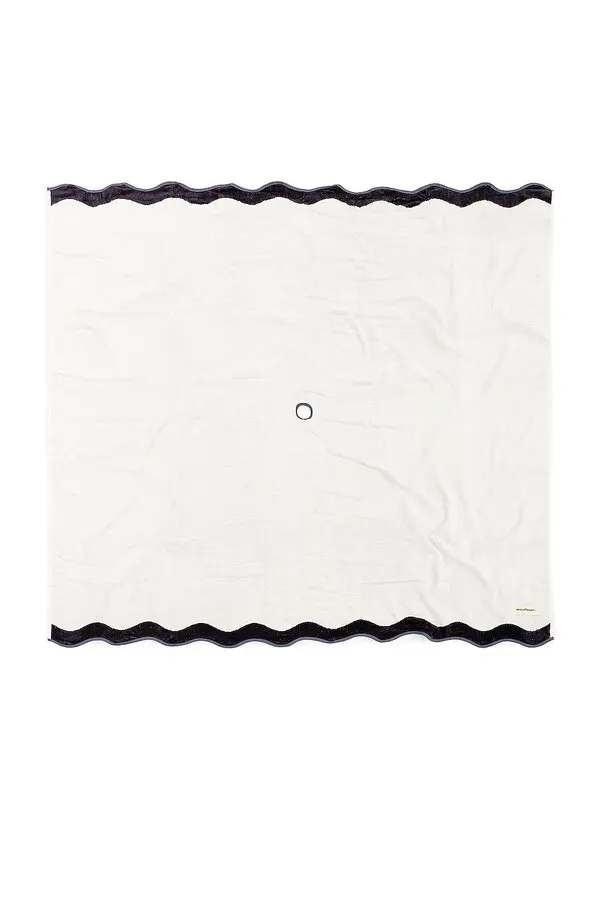 BUSINESS & PLEASURE Beach Blanket In White - Riviera White