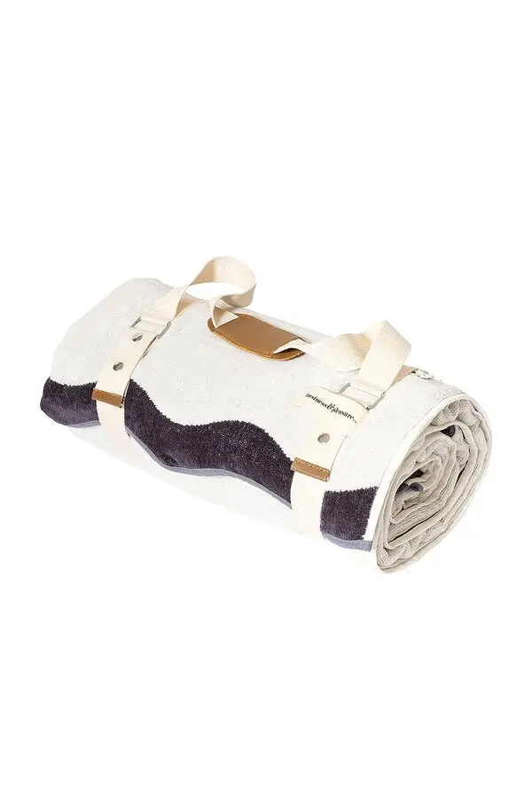 BUSINESS & PLEASURE Beach Blanket In White