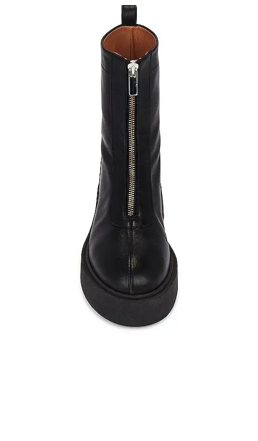 FLATTERED Alma Boot - Black