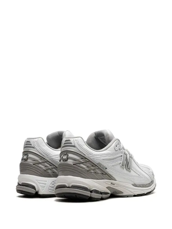 NEW BALANCE 1906r Sneakers