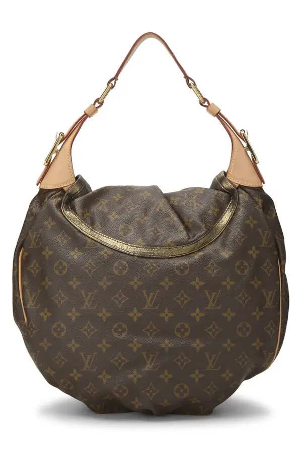 LOUIS VUITTON Monogram Canvas Kalahari