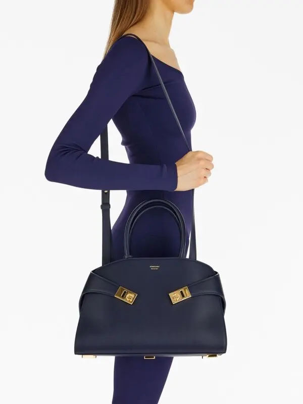 FERRAGAMO Hug Handbag M - Blue
