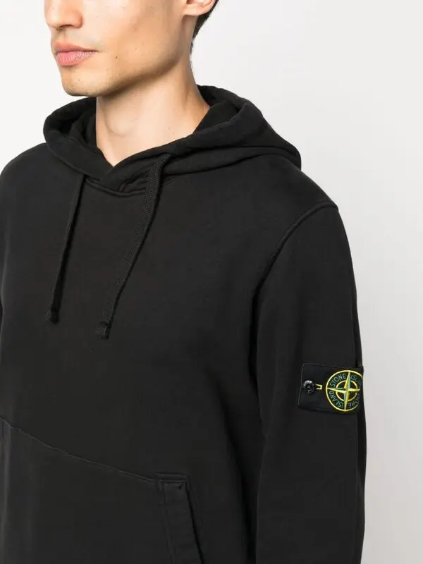 【送料&関税込】Stone  Logo Patch Long-sleeved Hoodie Stone Island Logo-Patch Long-Sleeve Hoodie In Black - 62