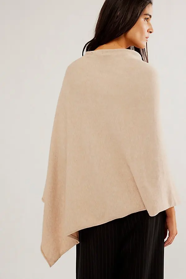 Free People Simply Triangle Poncho - Tan