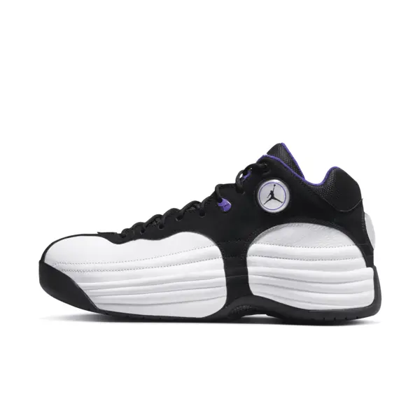 JORDAN Jumpman Team Basketball Shoes