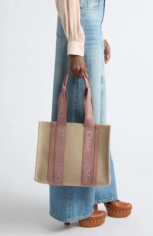 Chloé Medium Woody Linen Canvas Tote - Nougat