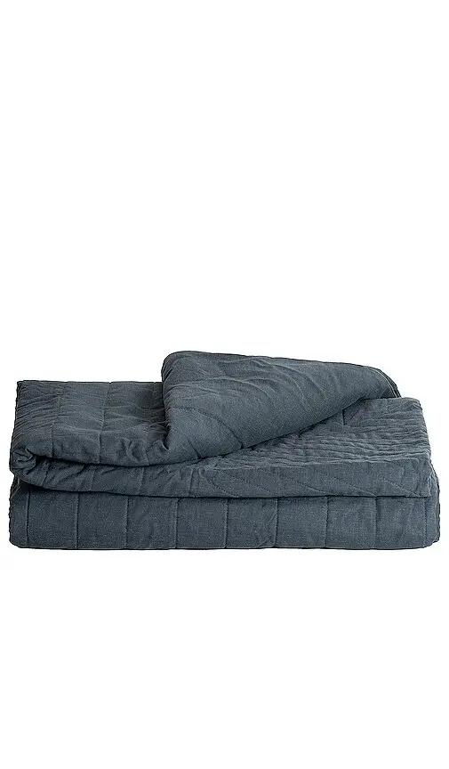 ETTITUDE King/cal King Linen+ Coverlet In Navy - Ink