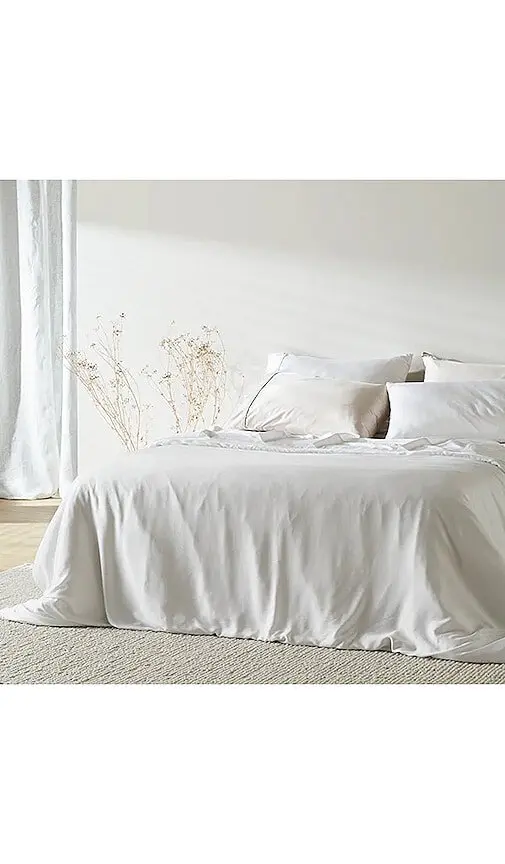 ETTITUDE Twin Sateen Solid Duvet Cover In White - Cloud