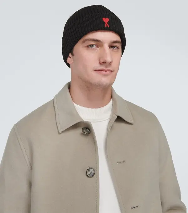 AMI Paris De Cœur Ribbed-knit Beanie