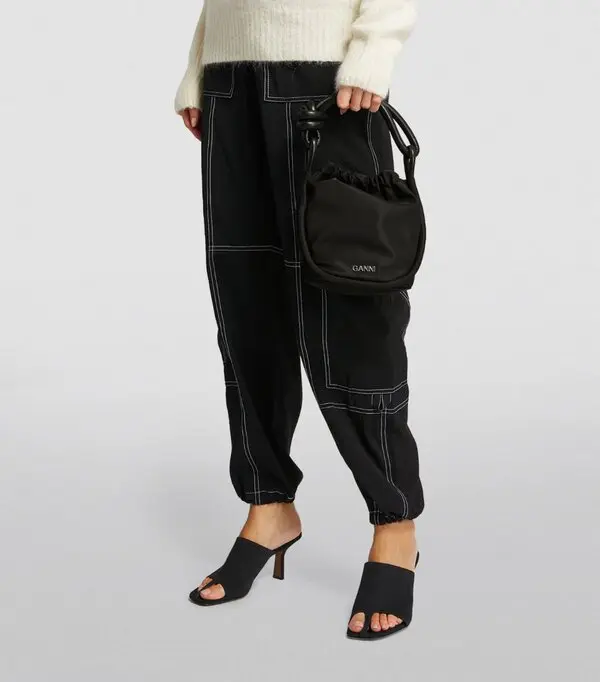【GANNI 】SMALL KNOT BUCKET BAG A6506_5894_099_1.jpg