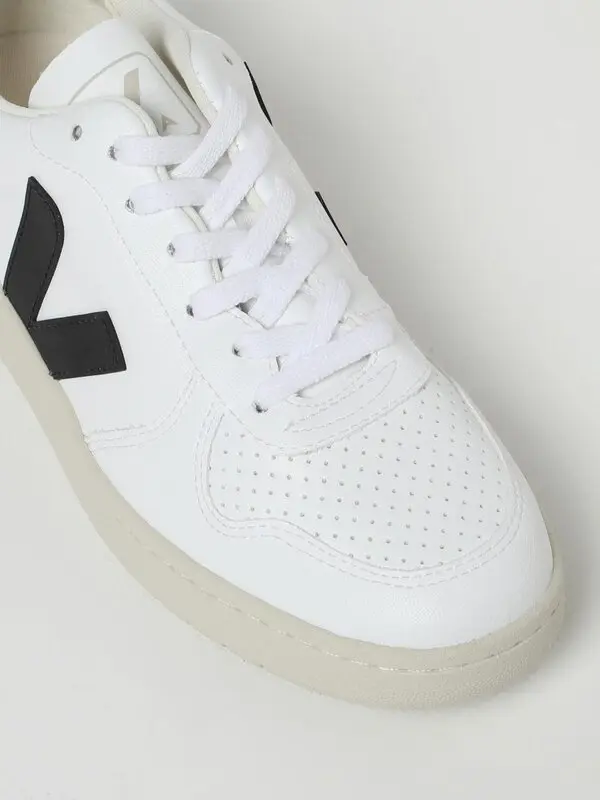 VEJA Lace-up Sneakers - Multicolor