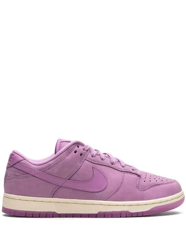 Nike Dunk Low Sneakers - Pink