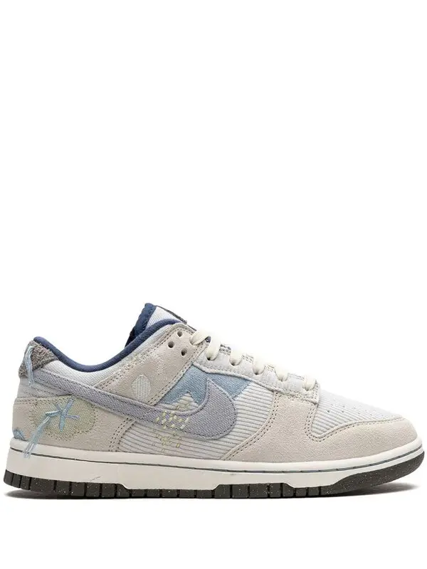 Nike Dunk Low Top Sneakers - Blue