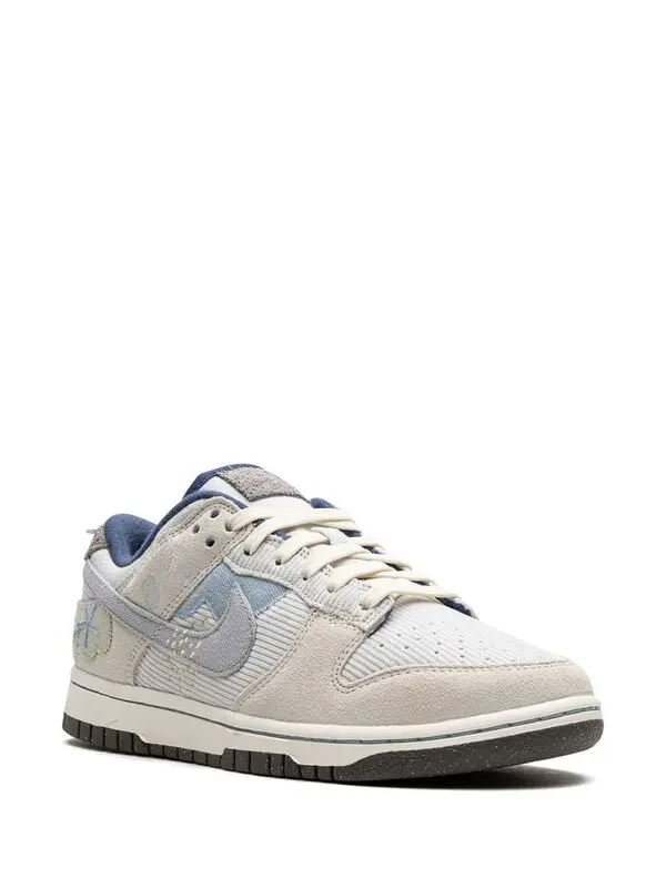 Nike Dunk Low Top Sneakers - Blue