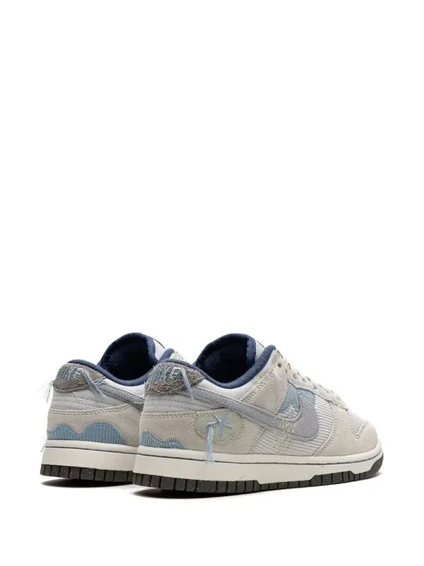 Nike Dunk Low Top Sneakers - Blue