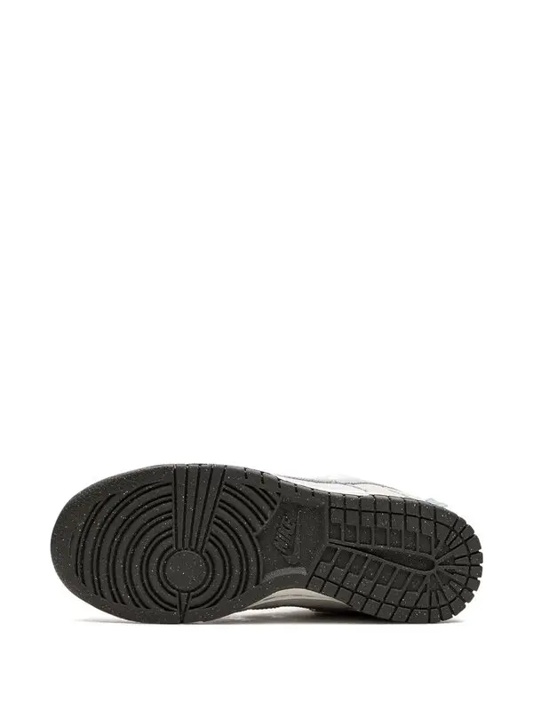 Nike Dunk Low Top Sneakers - Blue