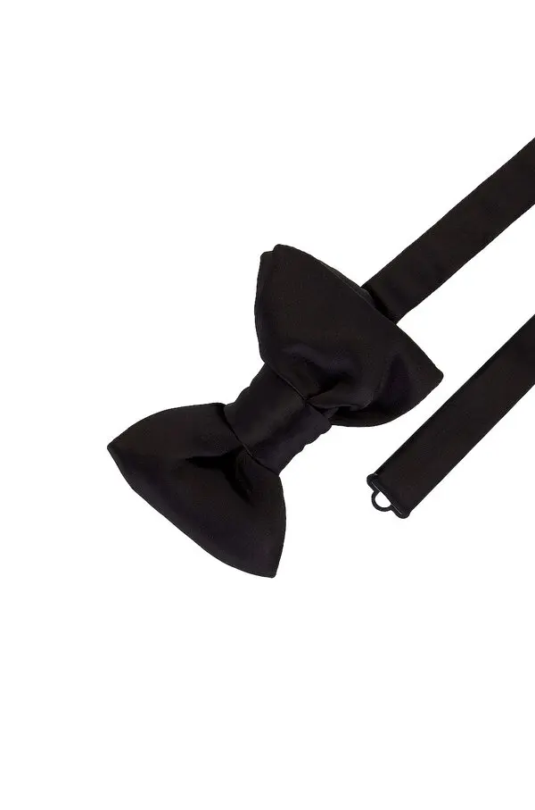 TOM FORD Satin Bowtie - Black