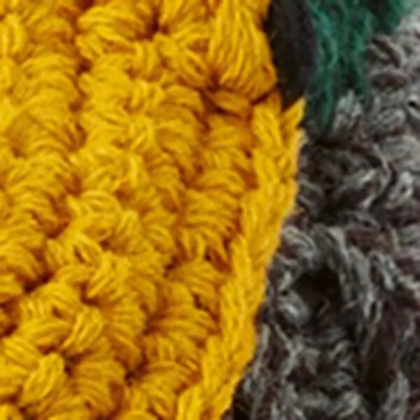 Burberry Yellow and Green Knit Hat Burberry | Accessories | Burberry Yellow And Green Knit Hat  main image 4