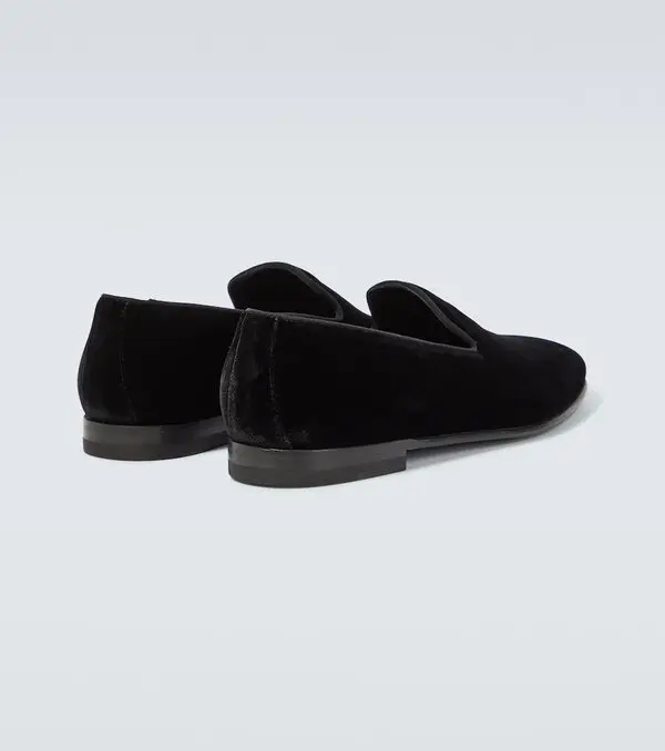 Manolo Blahnik Mario Velvet Loafers - Black